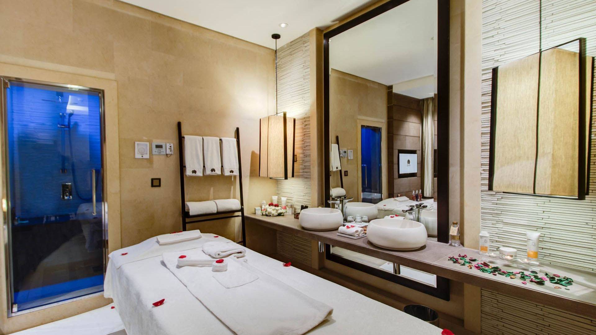 Tìm hiểu kích thước giường spa và các tiêu chí chọn giường spa đạt chuẩn